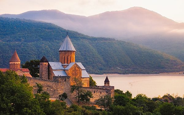 Discover the Beauty of Georgia | VisitScape