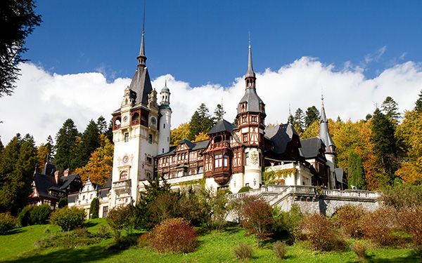 Discover Romania: A Land of Rich History, Stunning Landscapes, and ...